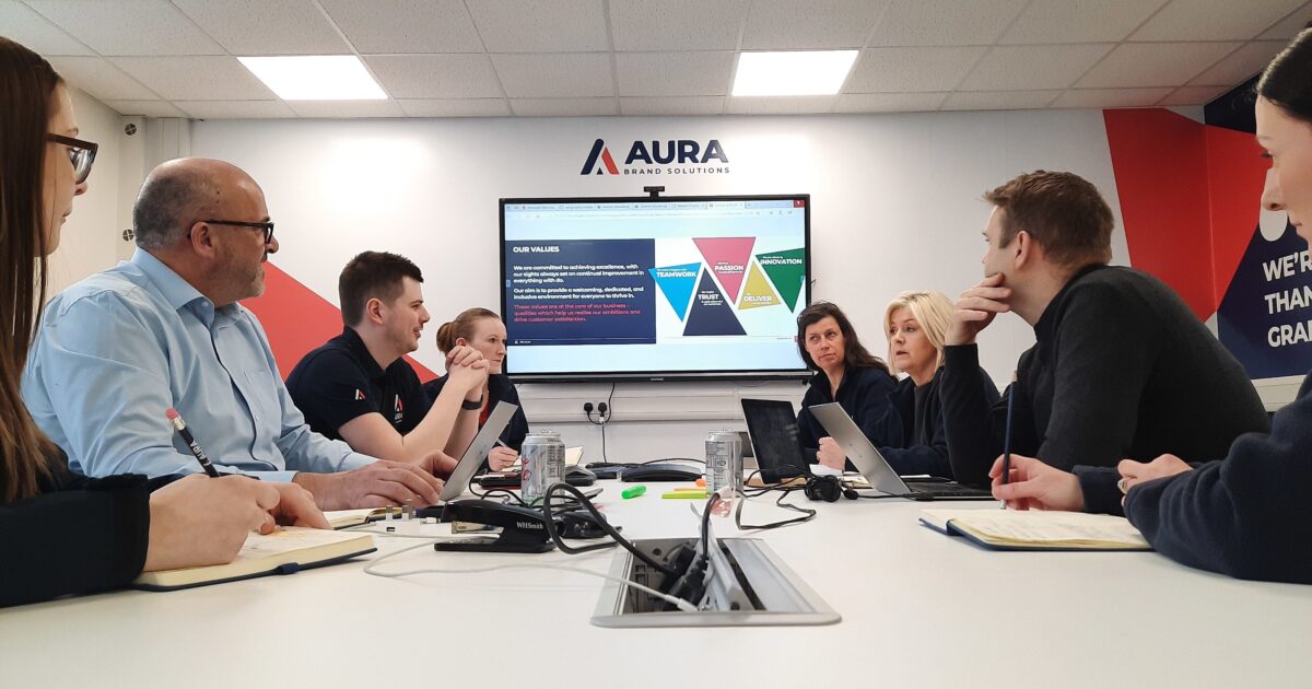 Internal communications is more than just human resources! | Aura