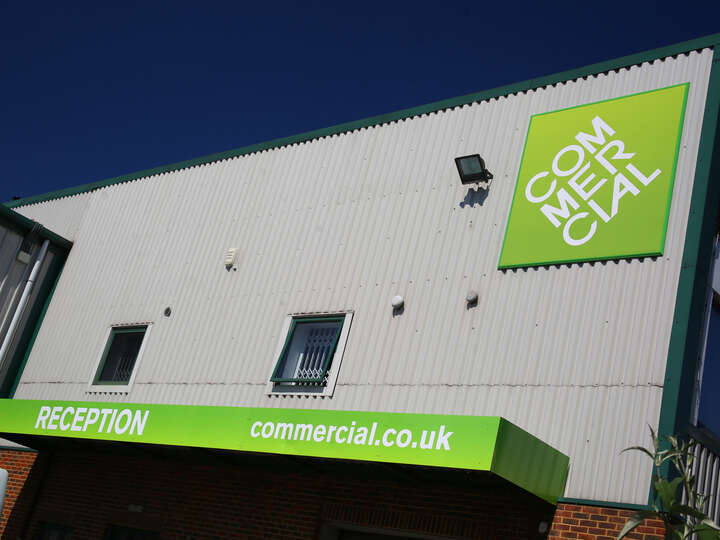 Signage & graphics for commercial space exteriors | Aura