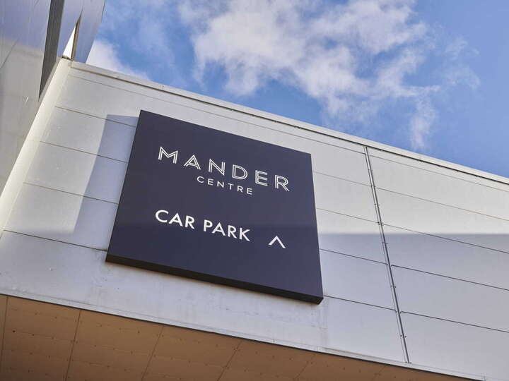 Signage & graphics for commercial space exteriors | Aura